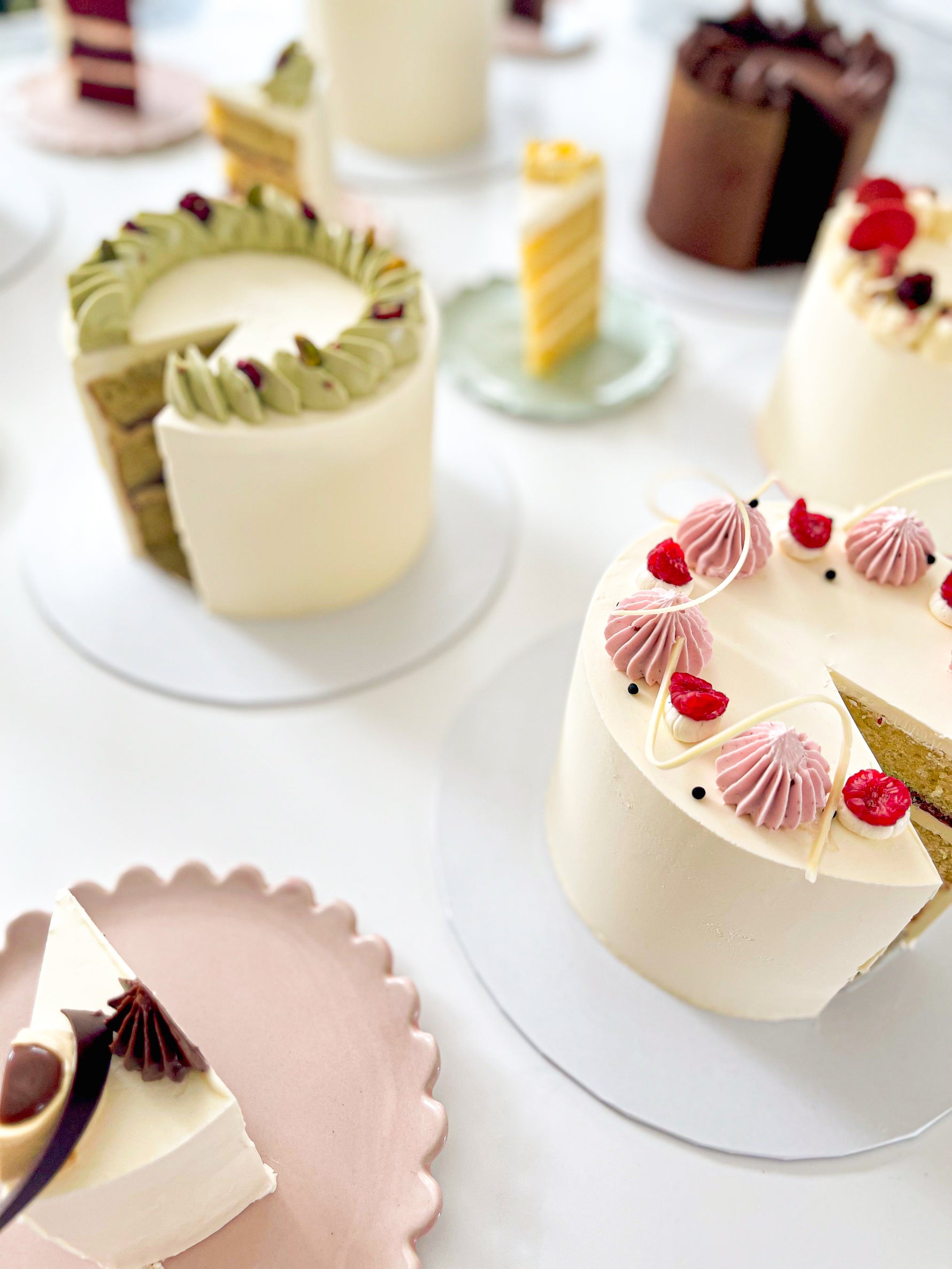 Classic Layer Cakes – Gaya Bakery